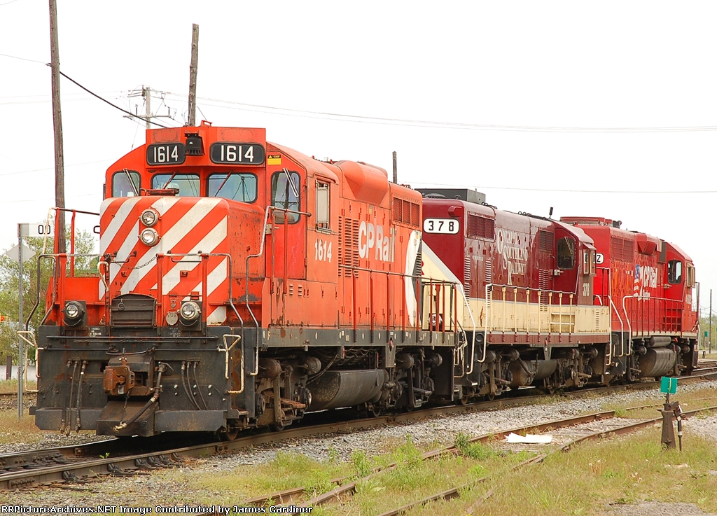 OSR warked in front of the station